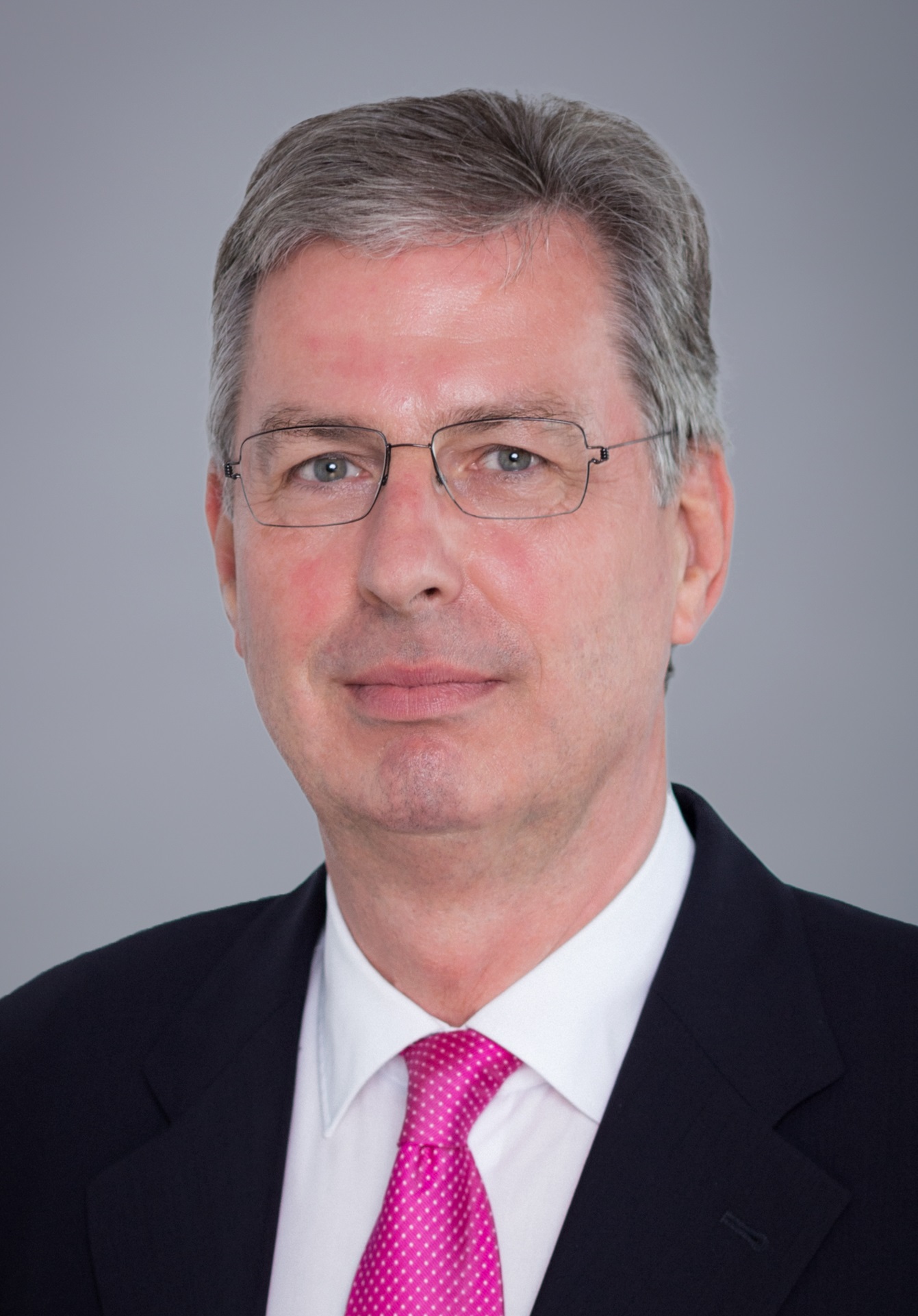 Michael Bünning - The Association of European Vehicle Logistics